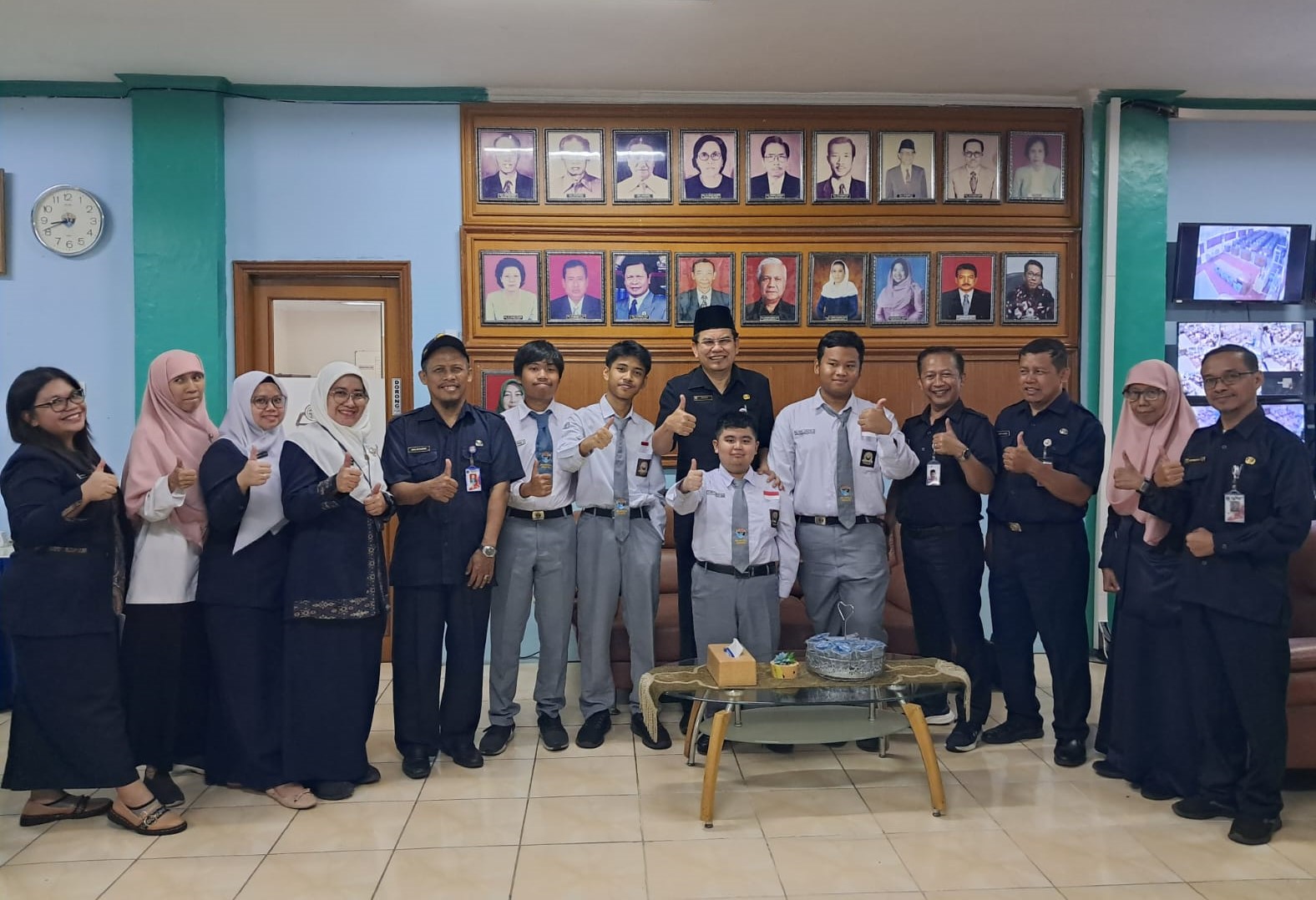SMAN 8 Jakarta Borong 4 Medali Emas dan Perak di OSN Nasional Jenjang ...