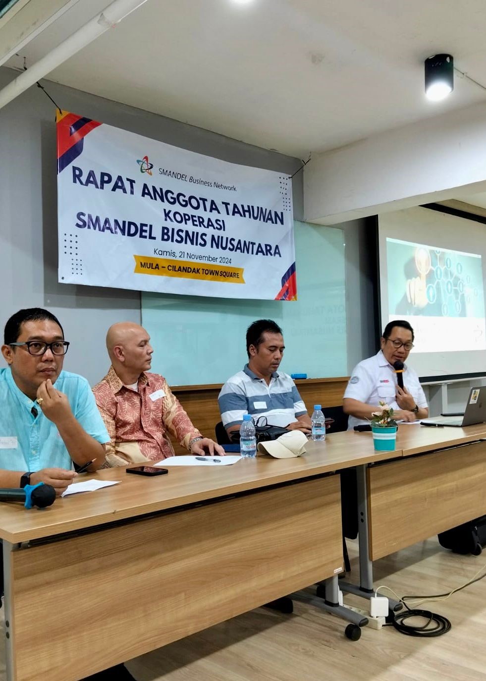RAT Koperasi Alumni SMA 8 Jakarta Bisnis Nusantara 2024, Novian Amrah ...