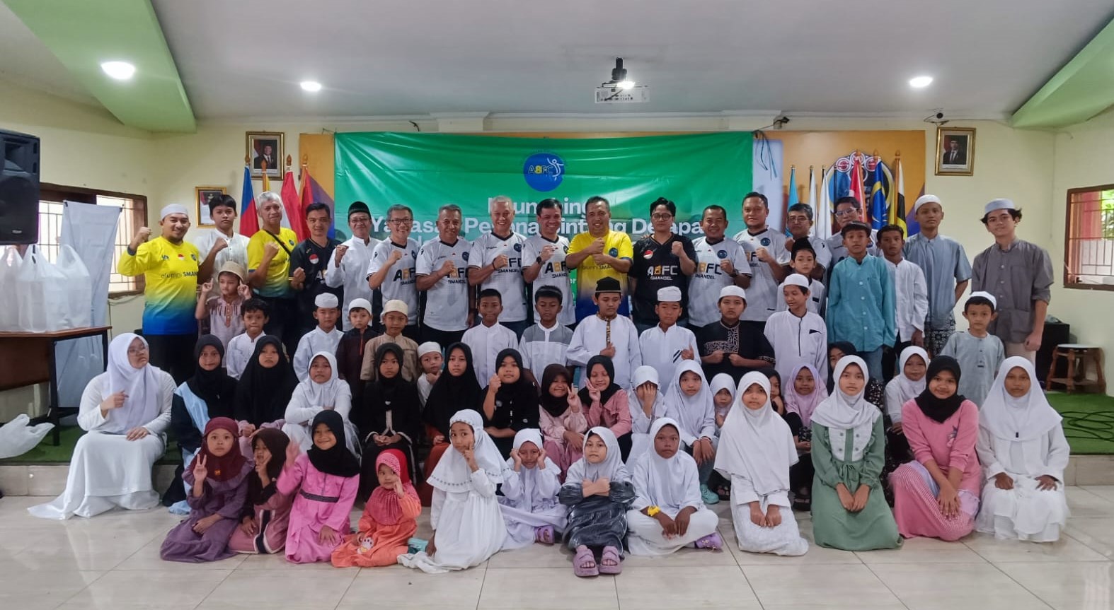 Komunitas Sepakbola Alumni SMAN 8 Jakarta Bentuk Yayasan Sosial ...